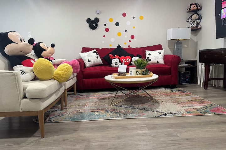 Disney-themed Home W Bunk Beds 7 Min To Disneyland New Ac Sleeps 10 - Stanton, CA