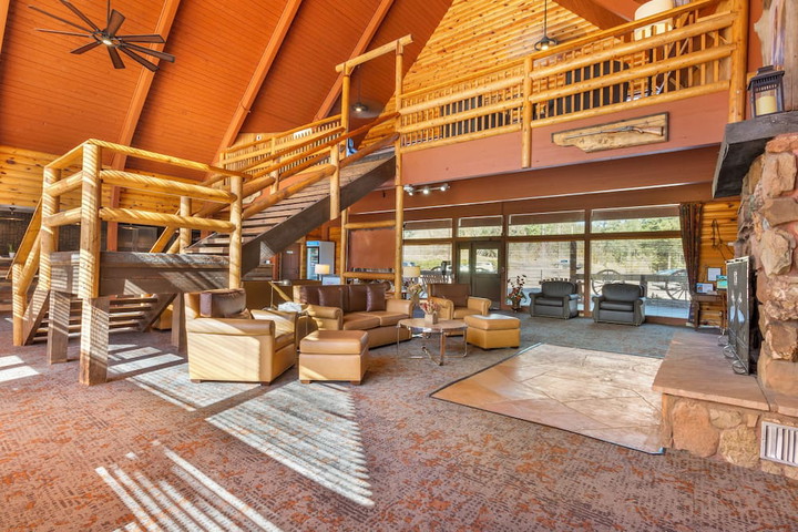 Mountain Serenity With Outdoor Pool Near Hiking | 3 Units - Christopher Creek, AZ