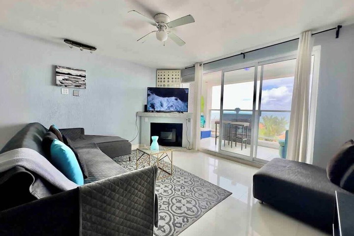 Oceanfront Rosarito Balcony, Beach & Amazing Sunsets - Rosarito