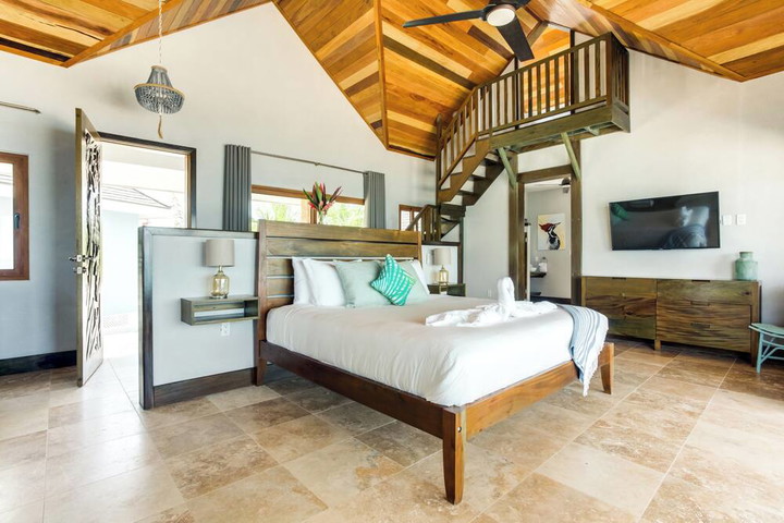 Enclave: Private Island, 7 Bungalows, All-inclusive Luxury For Up To 22 Guests - Placencia