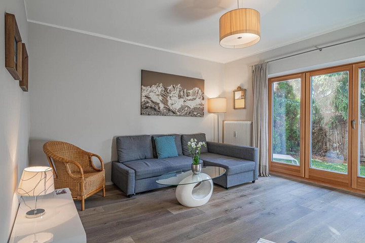 Stilvolles Apartment Mit Garten In Kitzbühel - Kitzbühel