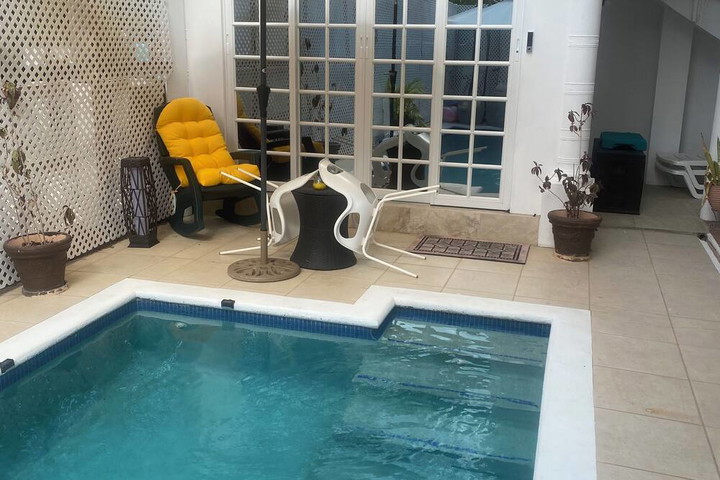 Hceas Villa Compound Is 5 Min To The Airport And Beaches, Up To 30 Ppl Max - Tobago
