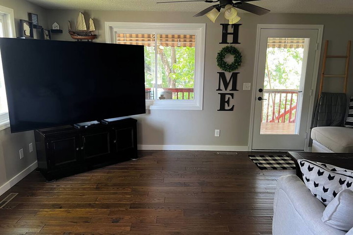 The River House - 3 Bedroom On The River - Less Than 10 Minutes From Downtown! - La Crosse, WI
