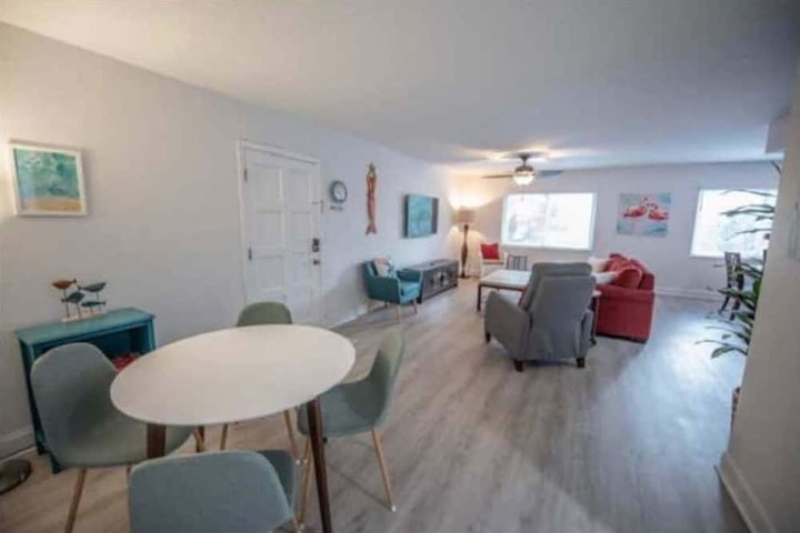 The Waves Of St. Pete Beach Fl-roomy Condo - St. Pete Beach, FL