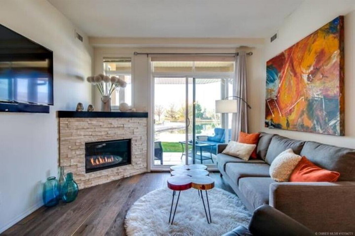 Tranquil Waterfront Condo - Kelowna