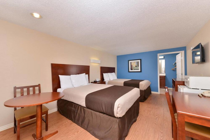 4 Rooms Perfect For Group Or Family Stay Near Ohio Valley Plaza | Free Parking! - 惠靈