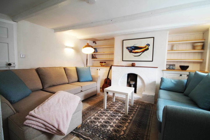 Cornish Cottage In St Ives With Private Parking & Garden. Sleeps 8 - St Ives
