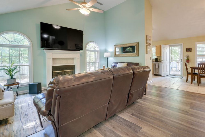 Pet-friendly Lagrange Vacation Rental W/ Deck! - LaGrange, GA