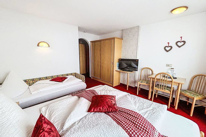 Beautiful Apartment For 12 People With Wifi, Tv And Balcony - Samnaun