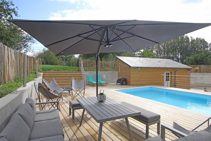 Maison Spacieuse Avec Piscine Chauffée Et Jardin, Proche Plages - Granville