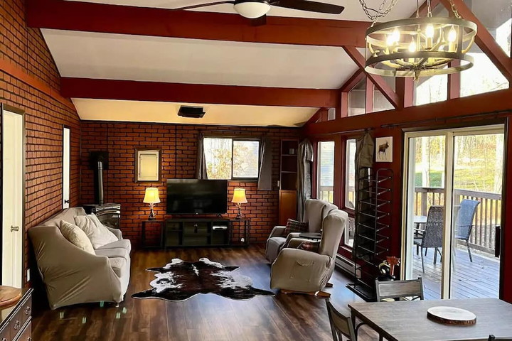 City Escape: Cozy 2 Bedroom Chalet In Jim Thorpe - Jim Thorpe, PA
