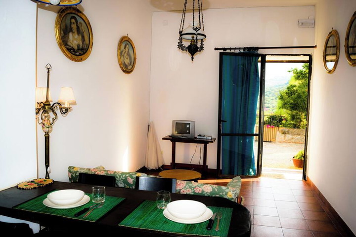 Logement Idéal Pour Un Couple Avec Un Enfant - Sciacca