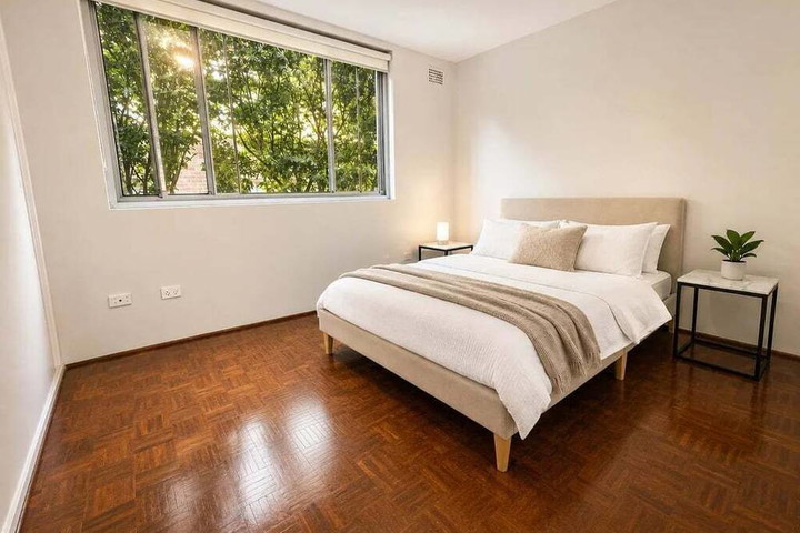 Bream - Coogee Coastal Retreat | Sunny 2-bed With Balcony & Lock-up Garage - Bondi Beach