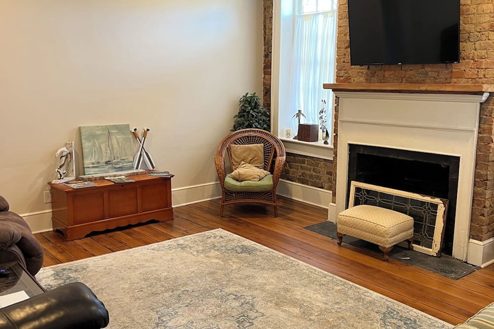 Cozy 1-bedroom Apartment At Greenleaf Villa. Downtown Camden, Sc. - Camden, SC