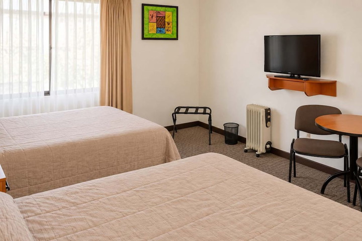 Calacoto Suite   2 Full Beds    Zona Sur    Parking - La Paz (Bolívia)