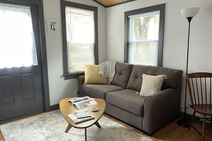 Lily Cottage - A Cozy Accomodation Moments From The Beautiful Ashokan Reservoir - Woodstock, NY