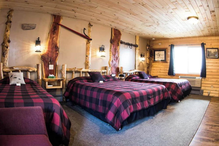 Enjoy Lakeside Relaxation In Room 17 - Lumbermen's Bunkhouse - Curriers - 위스콘신
