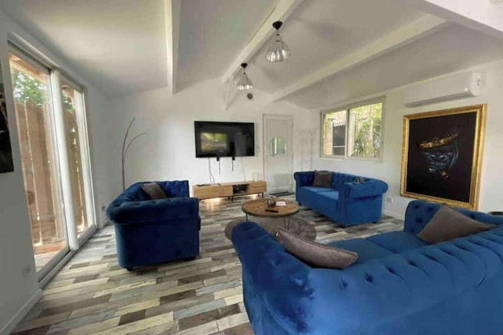 La Maison Cachée Avec Piscine Privée - Marne-la-Vallée