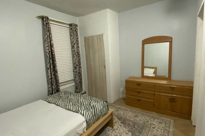 Private Bedroom - Paterson, NJ