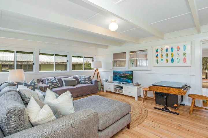 Macmasters Malibu - Lakefront By Holidayco. - Terrigal