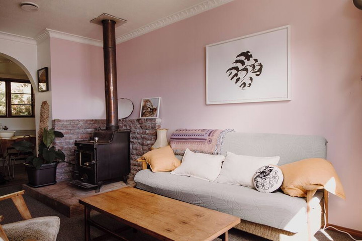 1920s Character Home With Coastal Views & Bush - Greymouth