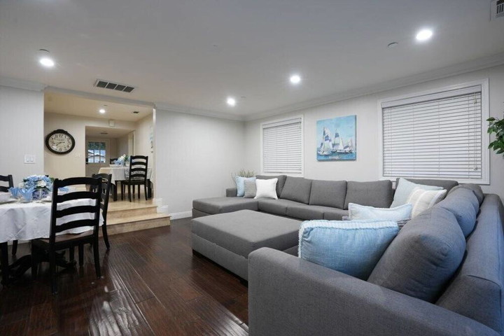 Sweet Pool/jac Home; 3 Ensuites,1/2 Mi Walk2disney - 애너하임