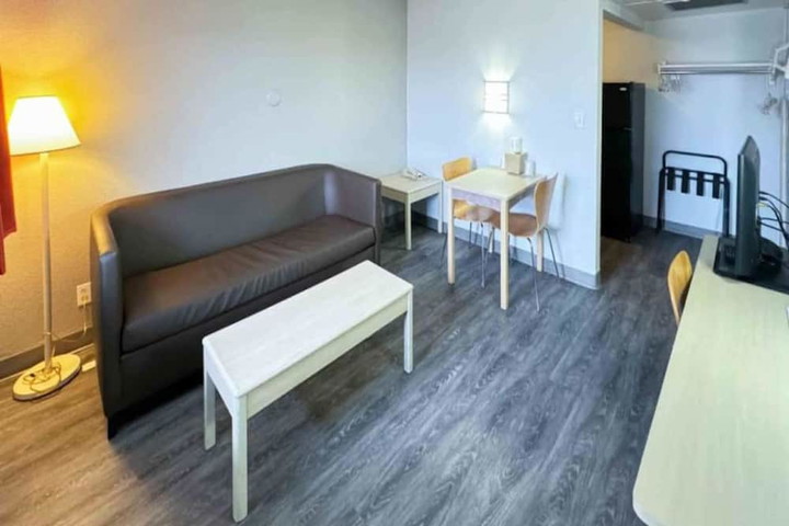 1 Full Bed | Non-smoking, Kitchen - Casper, WY