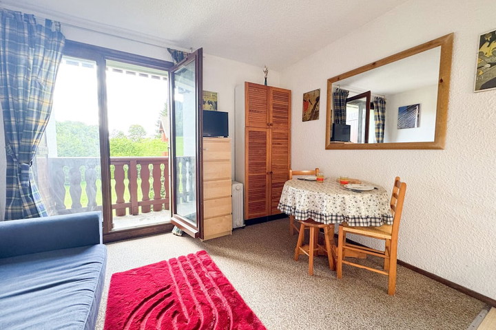 Appartement Au Pied Des Pistes à Bernex Avec Balcon Et Parking - Bernex