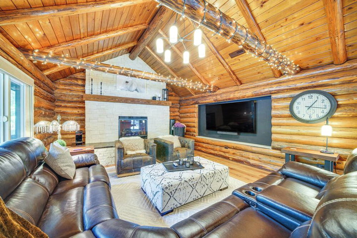 Contemporary Log Cabin Near Cle Elum Lake! - Roslyn