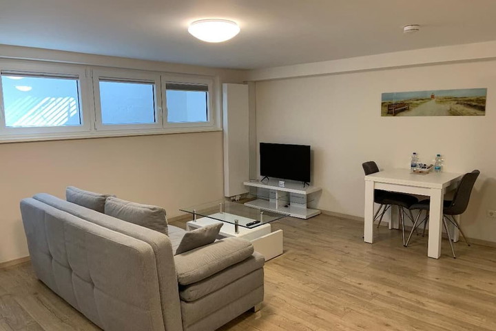 Modern Studio For 4 People (Approx. 30 Sqm) - Aschaffenburg