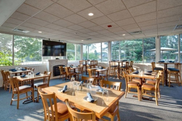 Sunshine Room For 2 #7 - Torch Lake, MI