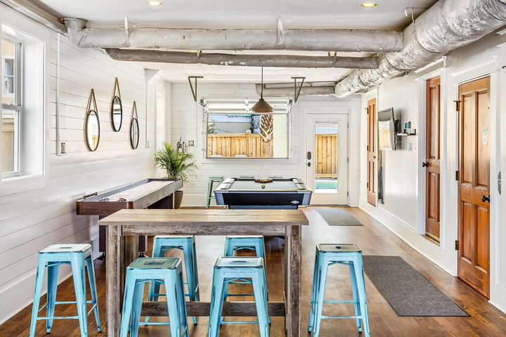 2 Rooftop Decks | Downtown Iop | Pool | Elevator | 1 Blk From Beach | Pets - Folly Beach, SC