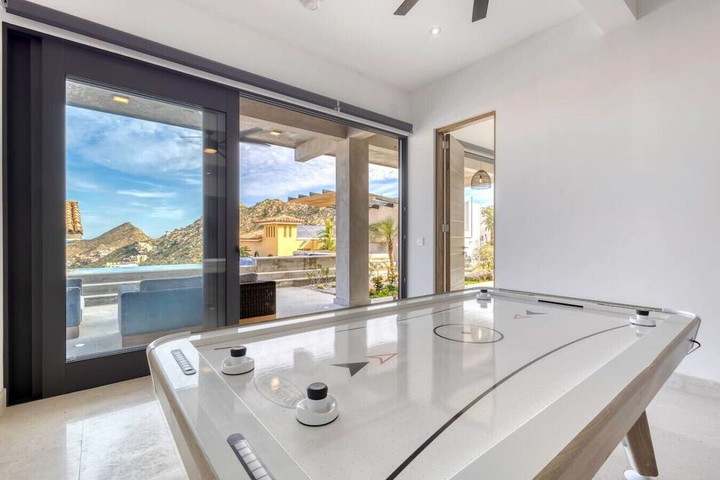 New Modern Estate 20bd, Gym, Sauna, Massage, Games - Cabo San Lucas