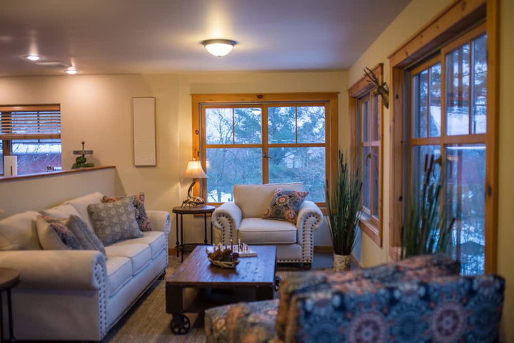 Beautiful 6-bed, 4.5-bath With Private Outdoor Space.  5min Walk To Main Street. - Lake Placid, NY