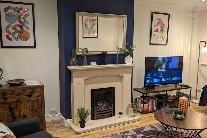 Spacious 3 Bedroom House Sleeps 6 |Driveway|garden - Southampton, UK