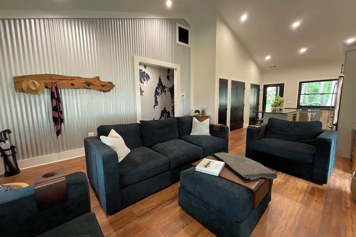 Accessible, 3 Season Screened-in Porch, Sauna, Fire Pit, Dog Friendly - Maryland (State)