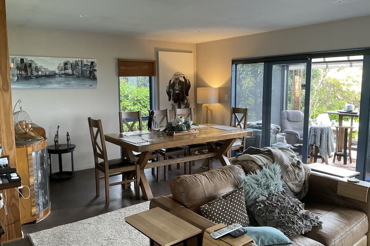 Stunning Ocean Views From Waihi Beach - Mt Maunganui Private Rustic Country Home - Katikati