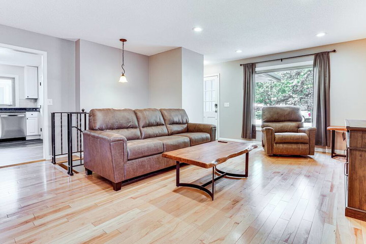 8 Mi To Central Minneapolis: Modern Home W/ Yard - Minneapolis, MN