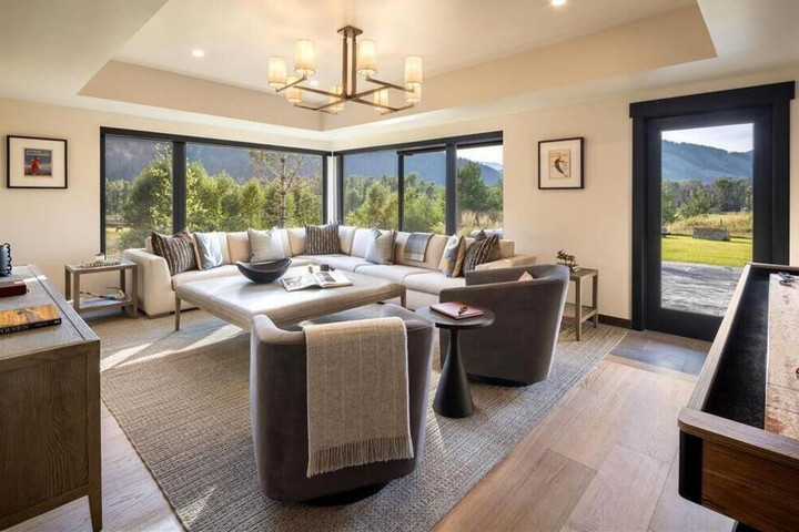 Luxe 6br Mountain Cabin W/ Premium Views & Hot Tub - Wyoming