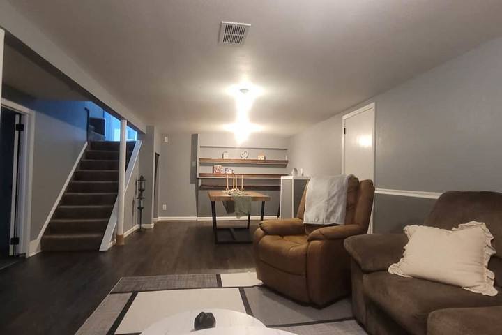 Charming 3-bedroom House In Newton Falls With Wifi And Ac - Lake Milton, OH