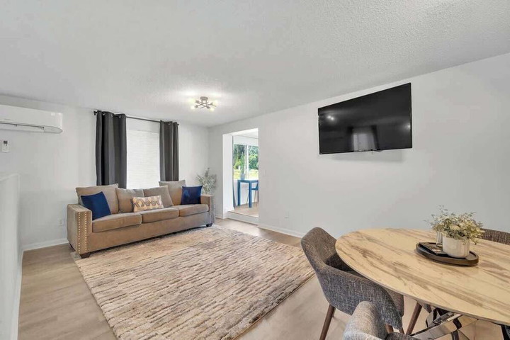 Brand New Immaculate Guest Suite - Belmont, NC