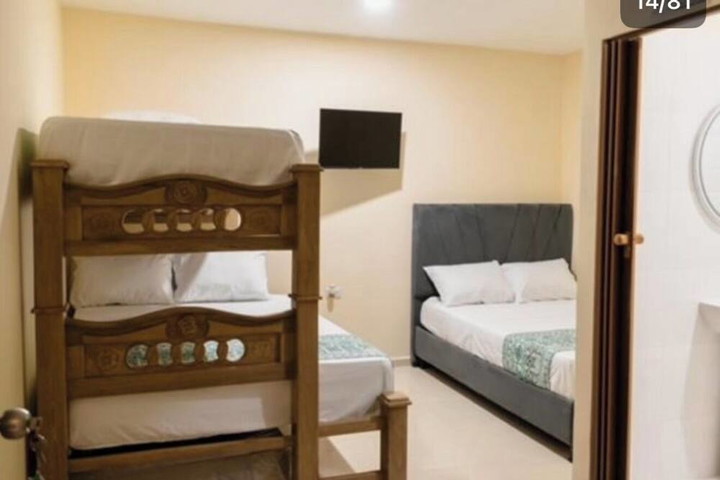 Habitación Familiar Para Máximo 5 Personas - Taganga