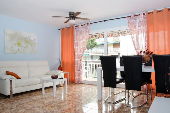 Apartment Llavaneras 30' Barcelona With Swimming Pool, Beachfront And Train - Mataró