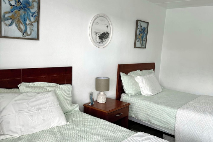 Cozy Beachside Condo Steps To The Boardwalk & Beach  Prime Ocean Location - Wildwood, NJ