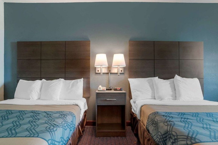 Americas Best Value Inn Gettysburg | 2 Full Beds | Free Parking - Gettysburg, PA