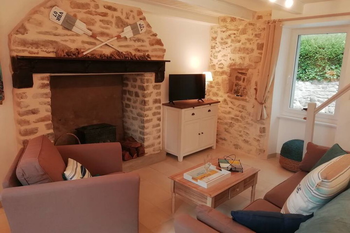 Belle Maison, Mer à 400m, Rando, Jardin Clos Calme Lumineuse Chambre Wc Au Rdc - Camaret-sur-Mer