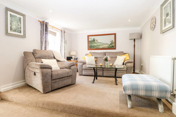Cosy Cottage, Pet Friendly, With A Garden In Bexhill-on-sea - Kent