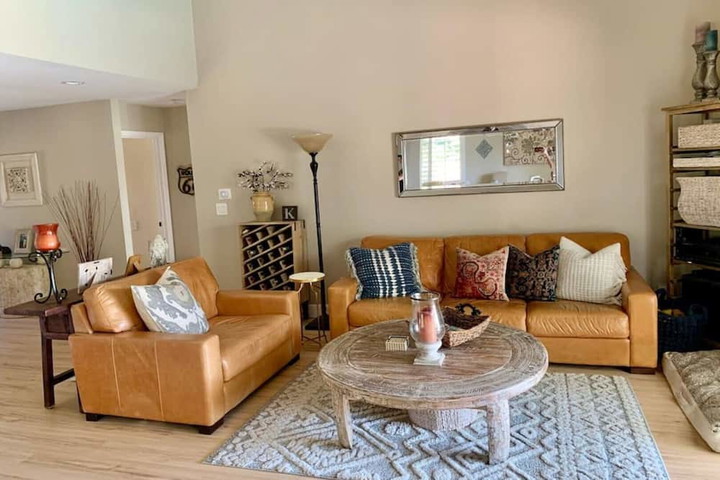 Canyon View Tranquil Oasis, Private Pool And Dreamy Sunsets, New Backyard - San Diego, CA