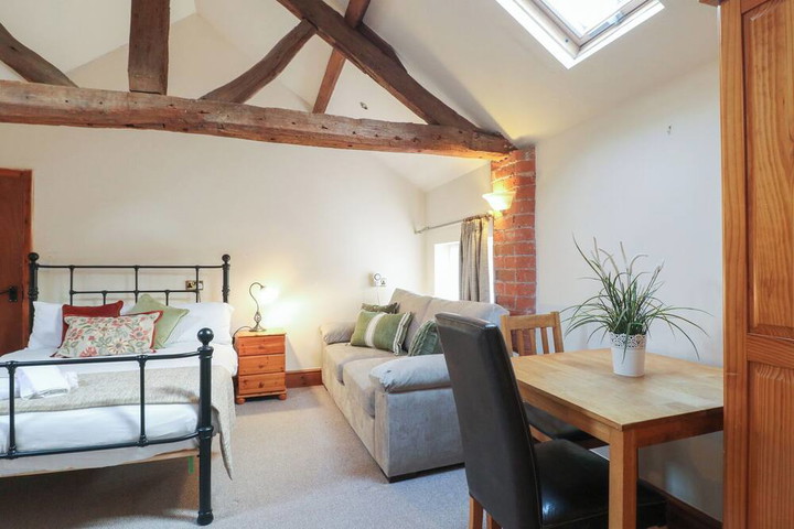Hayloft, Romantic, With A Garden In Castle Donington - Loughborough