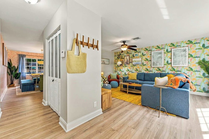West Palm Oasis | Pool Hot Tub Sauna Games - West Palm Beach, FL